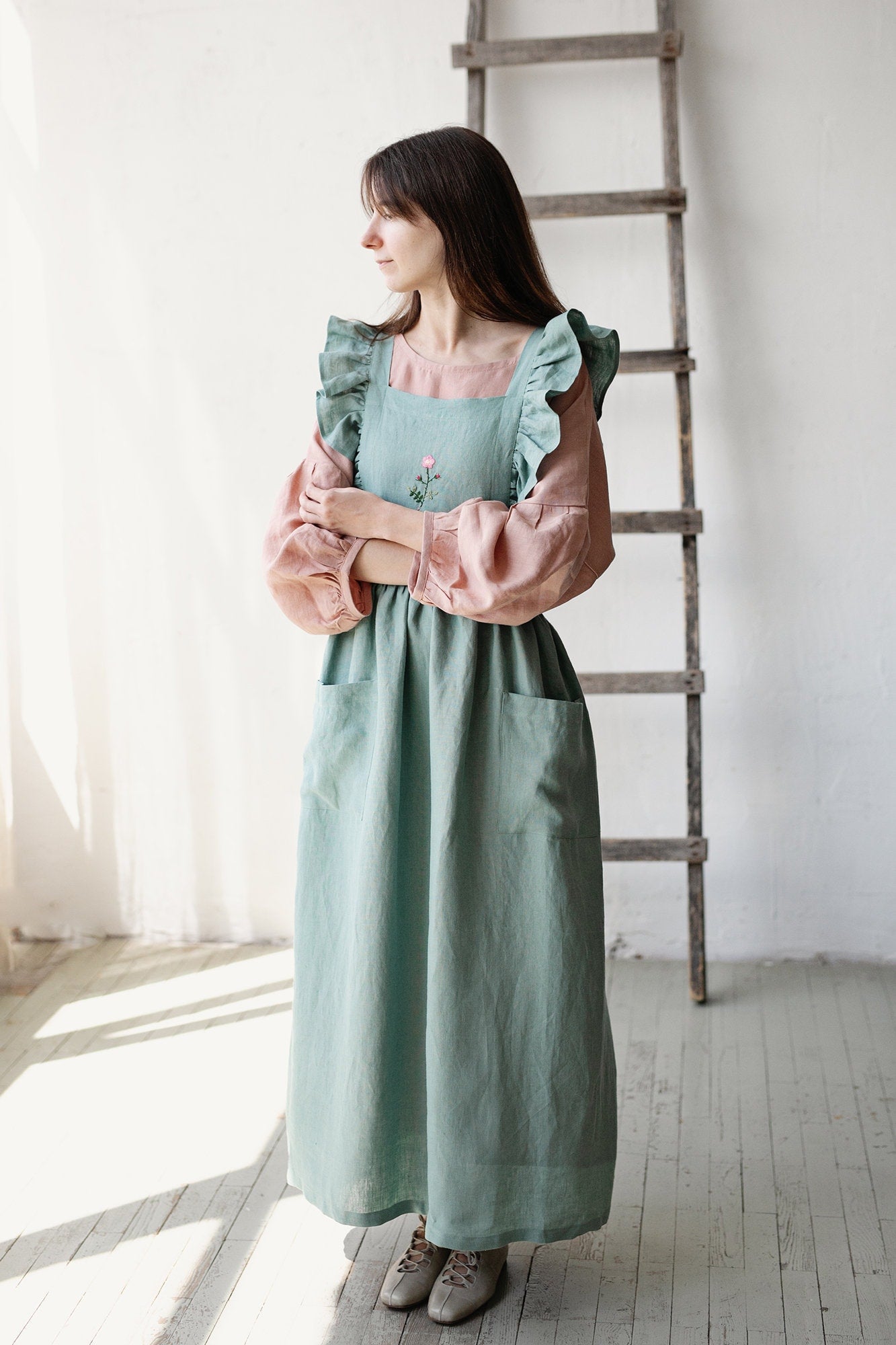 Mint Long Vintage Linen Apron – allthebeautifullinen